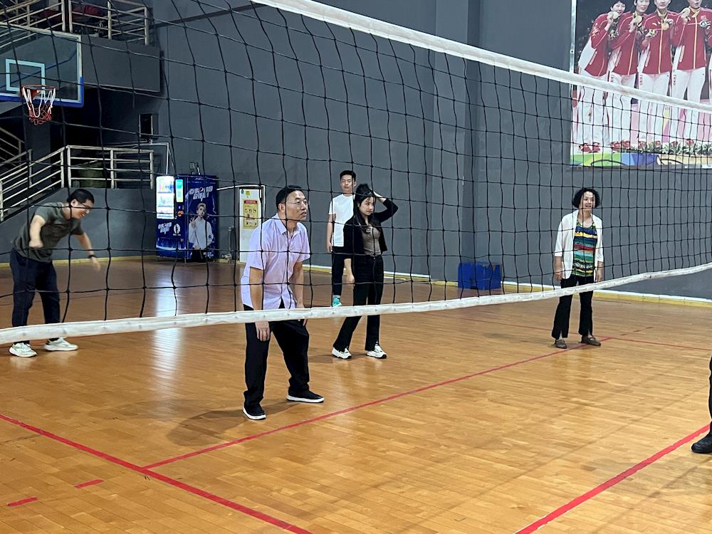 工程训练中心举办第五届教职工气排球比赛预选拔赛_新闻动态_工程训练中心 - 南昌航空大学